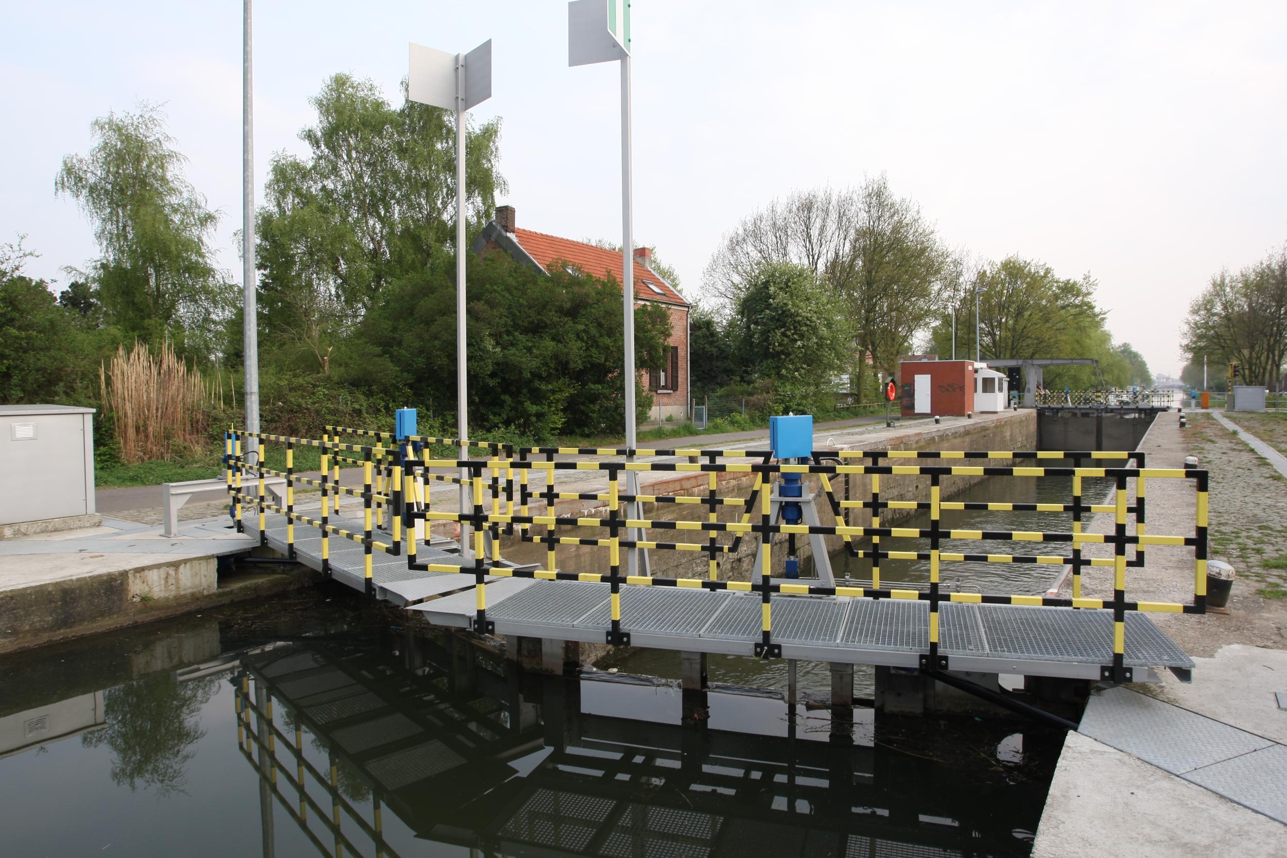 Sluis 9 Schoten | Binnenvaart in Beeld
